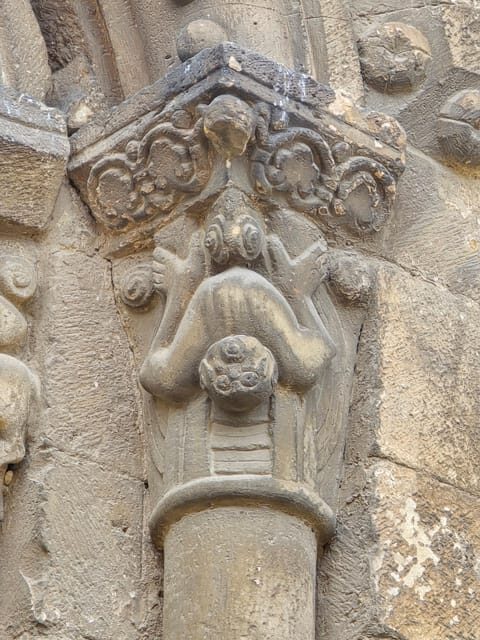 Santillana del Mar: exclusive private tour with Collegiate Church of Santa Juliana - Analyzing the Price and Overall Value