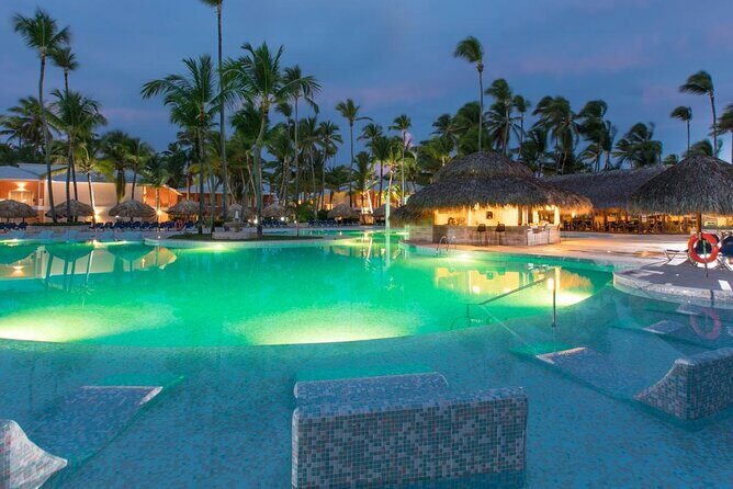 Santo Domingo Airport and Grand Palladium Palace Private Transfer - Key Points