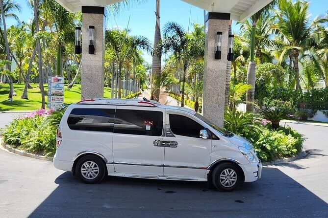 Santo Domingo Airport and Lopesan Costa Bavaro Private Transfer - An In-Depth Look at the Private Transfer Service
