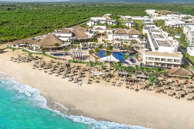 Santo Domingo Airport and Royalton CHIC Punta Cana Priv Transfer - Key Points