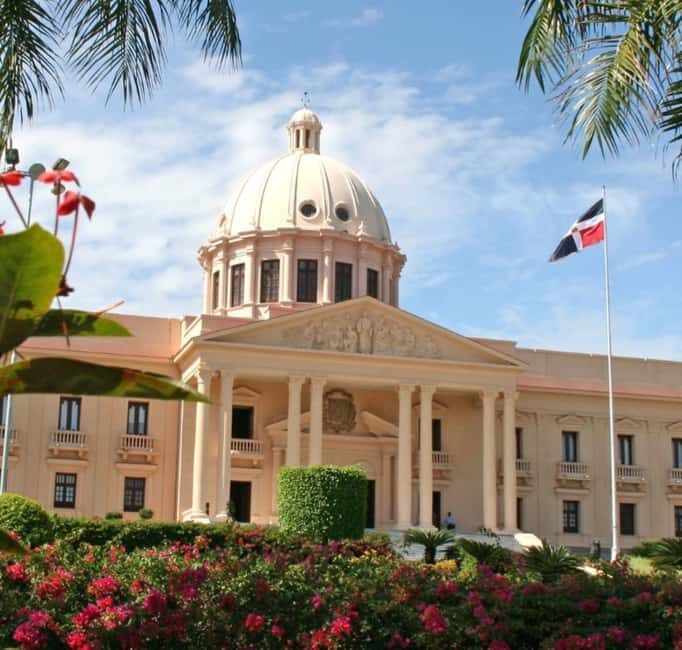 Santo Domingo: City Highlights Guided Tour with Lunch - An Up-close Look at the Itinerary