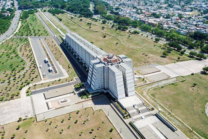 Santo Domingo Full Day Tour - Starting Point & Early Morning Convenience