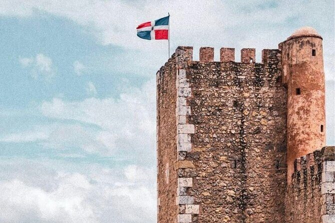 Santo Domingo : Private City Tours + Beach Day with Lunch - Return and Reflection