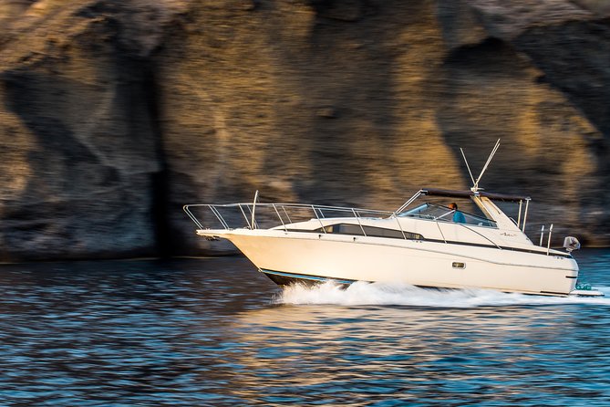 Santorini 5-Hour Private Cruise Review - Practical Considerations and Booking Details