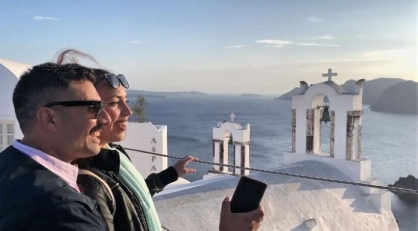 Santorini: 5-Hour Private Panoramic Tour with Host - FAQ