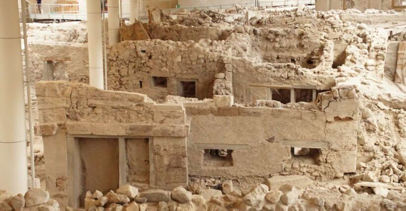 Santorini: Akrotiri Entry Ticket and Audio Guide - Practical Details and Tips