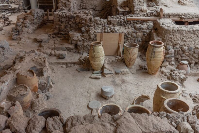 Santorini: Akrotiri Entry Ticket and Audio Guide - The Experience in Practice