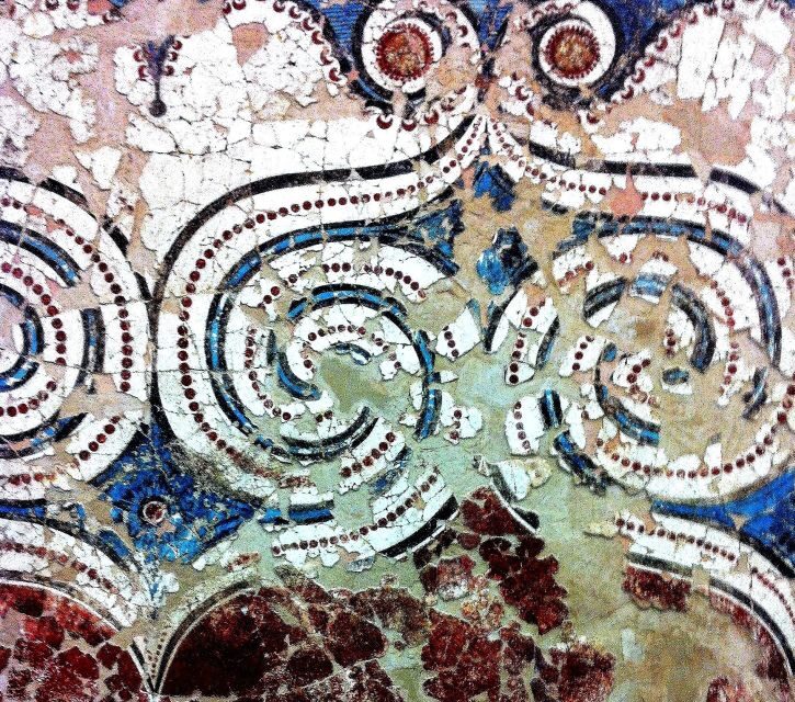Santorini: Akrotiri Private Guided Tour with Hotel Pick-Up - The Guided Tour