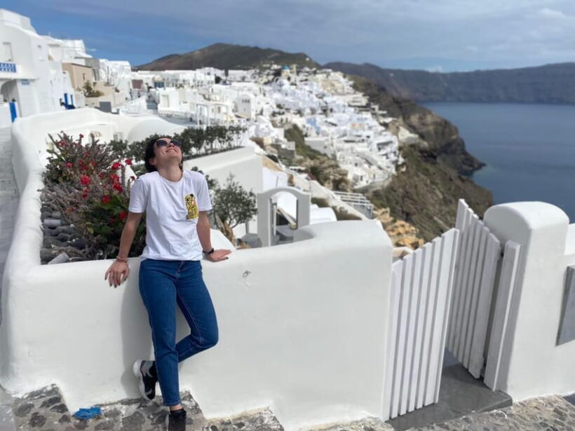 Santorini Best of Custom Tour with Local Guide & Pick-Up - A Day in the Life of the Private Tour