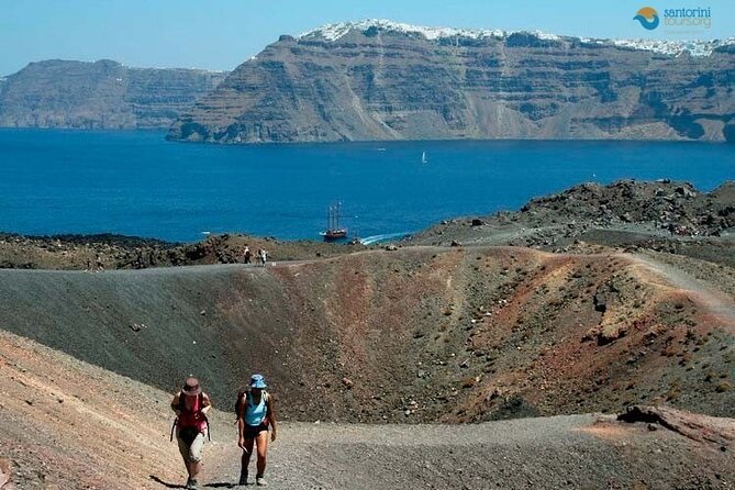 Santorini: Boat Tour to Volcano, Hot Springs & Thirasia Island - Meeting and Departure Information