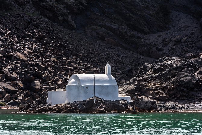 Santorini Caldera Cruise Tour (Volcano, Hot Springs, Thirassia) - Safety and Accessibility