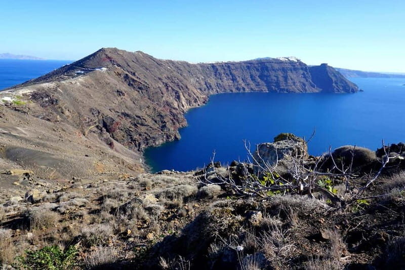 Santorini: Caldera Hike from Fira to Oia - An In-Depth Look at the Santorini Caldera Hike