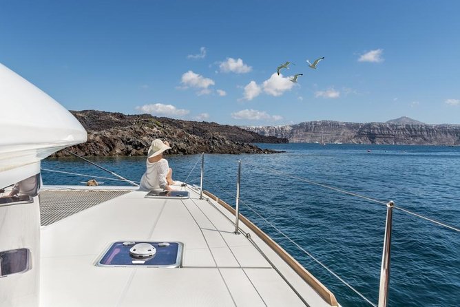 Santorini Caldera Sailing Tour with BBQ Lunch and Drinks - Who Is This Tour Best For?
