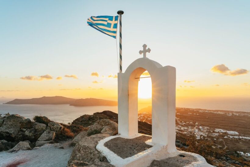 Santorini: Caldera Trail Guided Hike and Sunset Viewing - Key Points