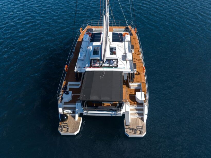 Santorini: Catamaran Caldera Cruise with Meal and Drinks - A Detailed Look at the Experience