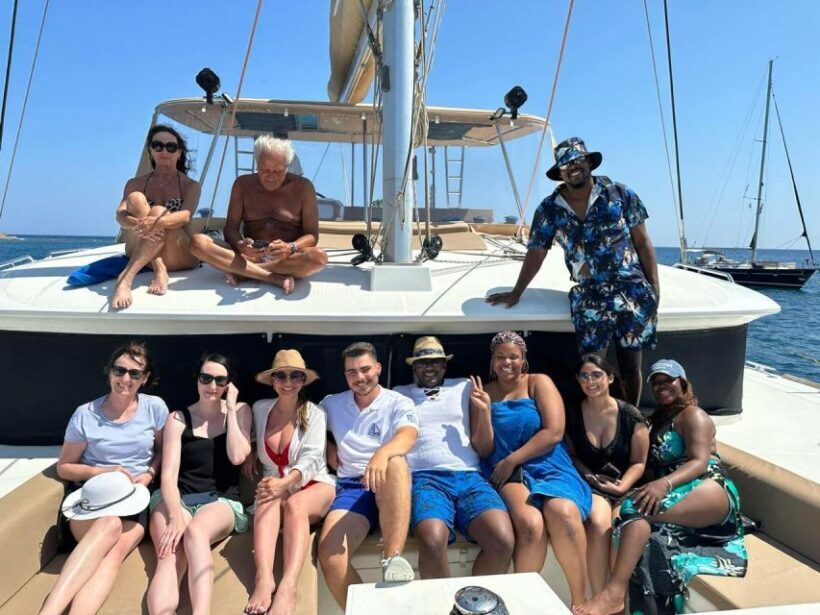 Santorini Catamaran Day Cruise: Lunch, Drinks and Transfers - The Experience in Detail