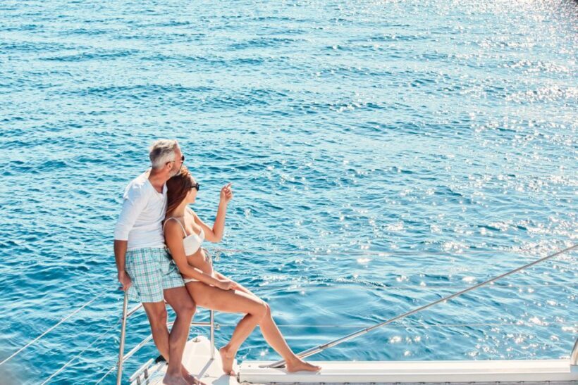 Santorini: Catamaran Tour with BBQ Meal and Unlimited Drinks - Practical Tips for Booking and Enjoying