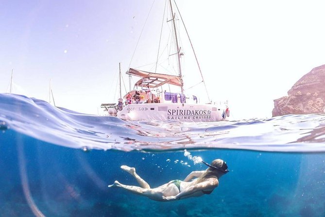 Santorini Classic Catamaran Cruise with BBQ, Drinks and Transfers - The Return and Transportation