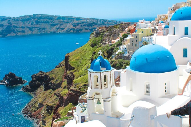 Santorini Classic Highlights and Sightseeing Private Tour - Dining Recommendations and Experiences