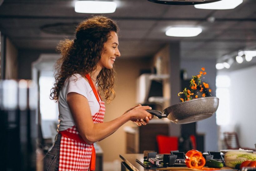 Santorini: Cooking Class with a Chef at the Ftelos Brewery - Key Points