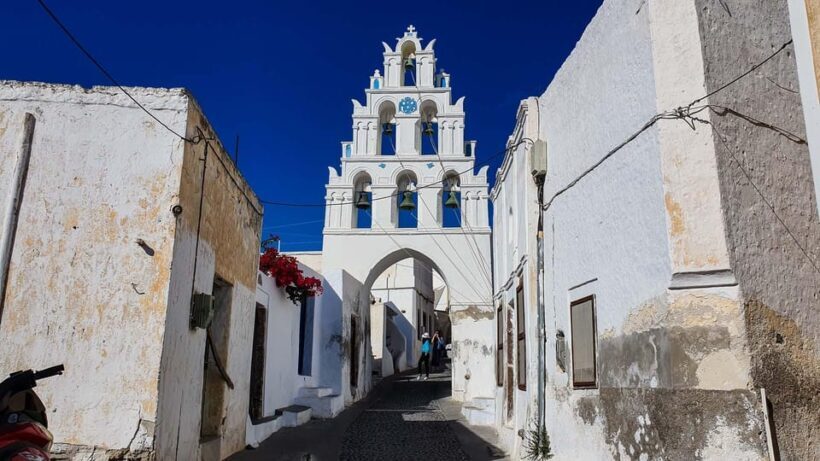 Santorini Cultural Villages and Akrotiri Ruins Private Tour - Authentic Experiences and Local Insights