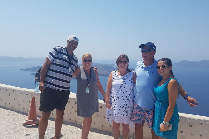 Santorini custom-made private sightseeing tour - The Sum Up