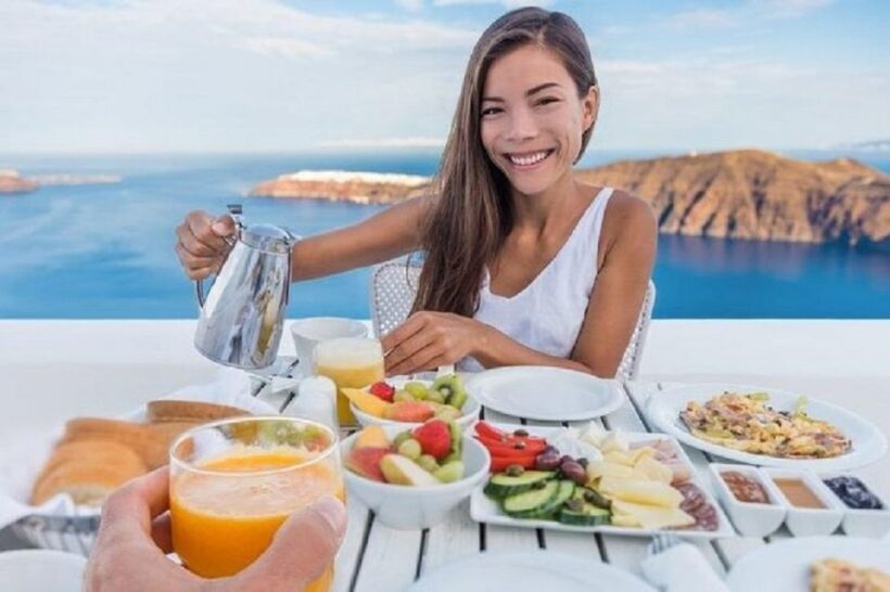 Santorini: Fira Town Walking Tour with Wine Tasting - Final Thoughts