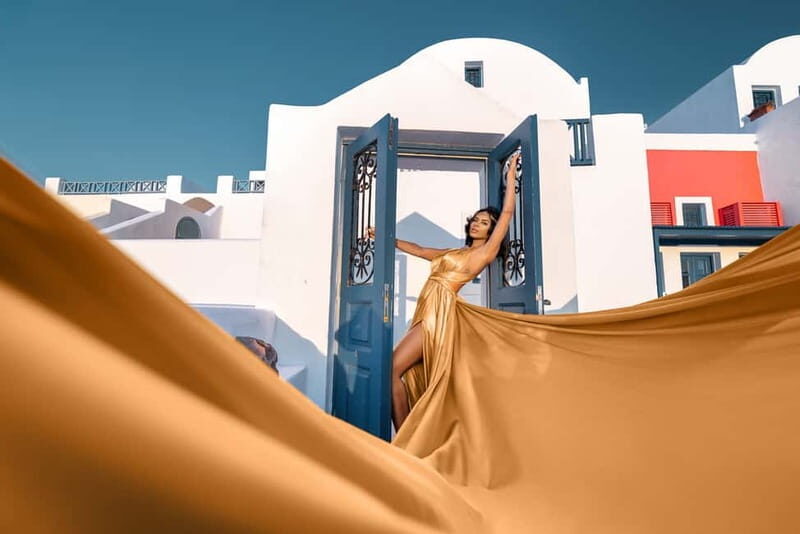 Santorini: Flying Dress Photoshoot - What Makes the Flying Dress Photoshoot Unique?