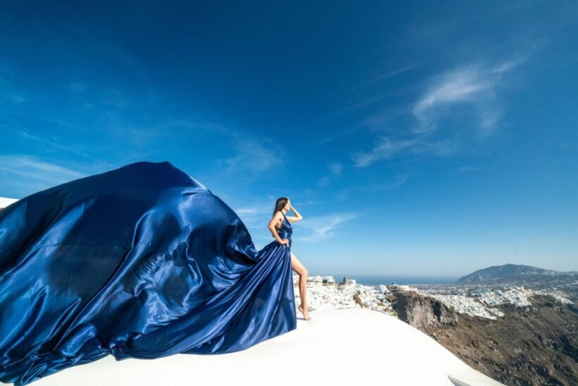 Santorini flying dress - Key Points