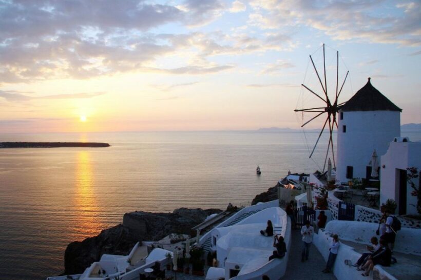 Santorini Fully Customizable Tour - The Practicalities: Transportation, Price, and Timing