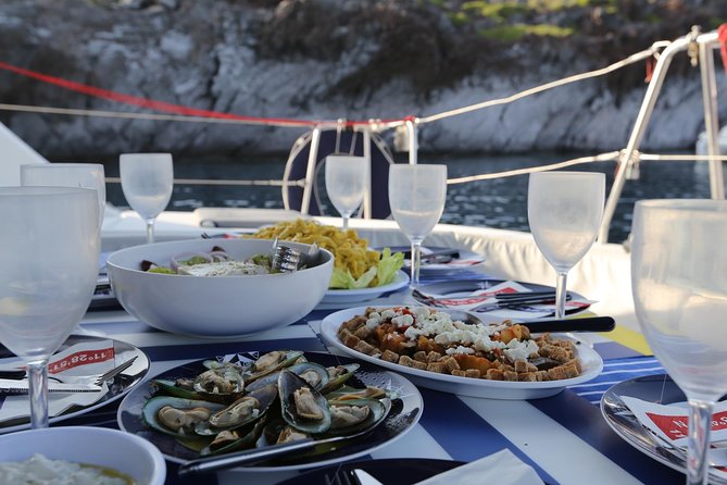 Santorini Half Day Catamaran Private Cruise Incl. Meal, Drinks & Free Transport - Important Considerations