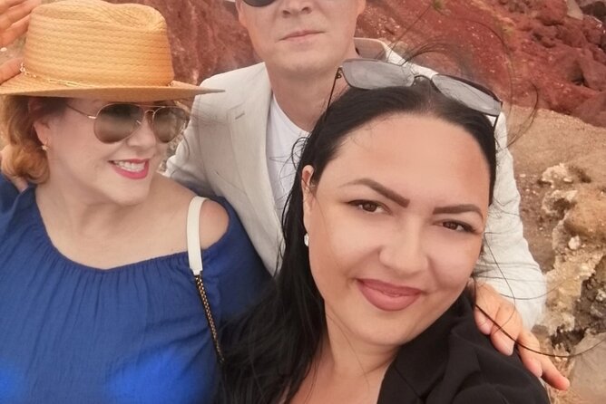 Santorini in a Day: Essential Highlights Tour - Since You Asked