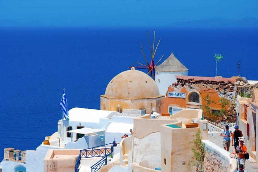 Santorini Island Bus Tour and Caldera Sunset Cruise - Potential Drawbacks