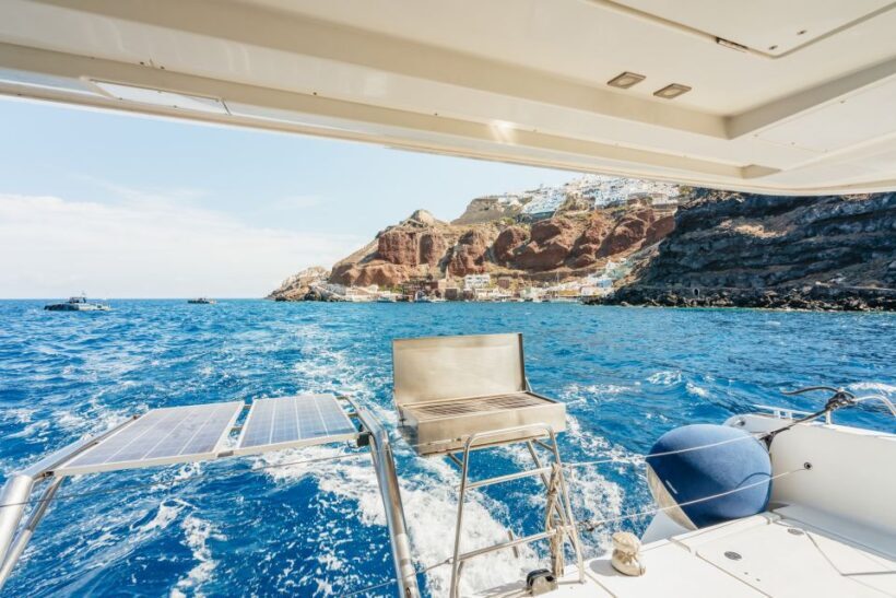 Santorini: Luxury Catamaran Day Trip with Meal and Open Bar - Frequently Asked Questions
