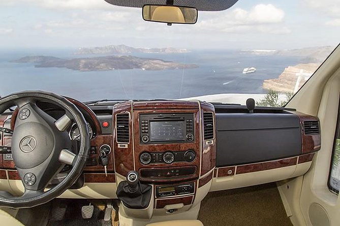 Santorini Luxury private tour for small groups - Who Should Consider This Tour?