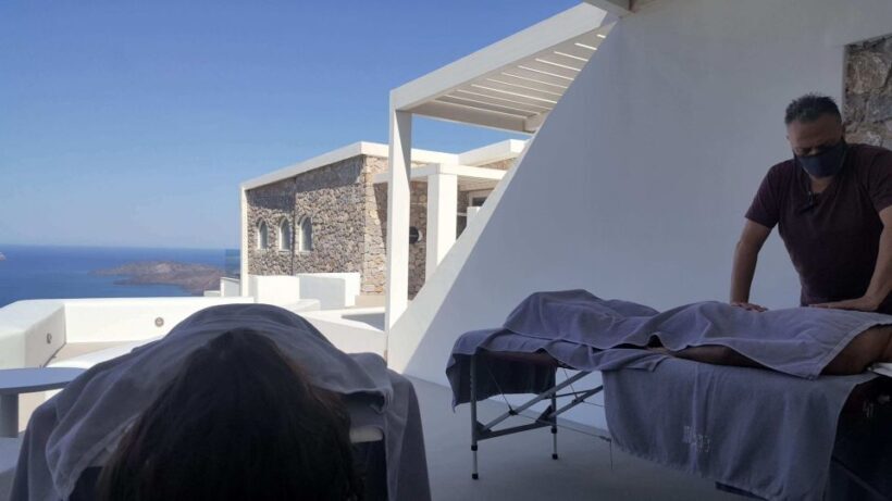 Santorini: Mobile Couples Massage at Your Private Villa - An In-Depth Look at the Santorini Couples Massage Experience