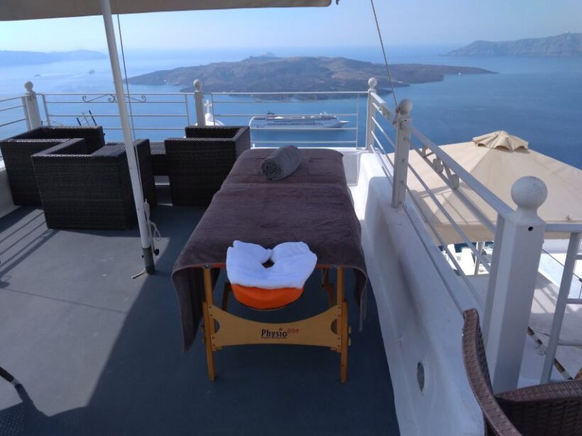 Santorini: Mobile Couples Massage at Your Private Villa - Who Would Love This Experience?