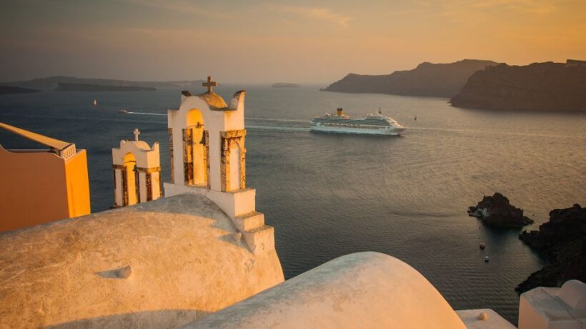 Santorini : Oia and Ammoudi - Private Sunset Experience - Analyzing the Experience’s Value