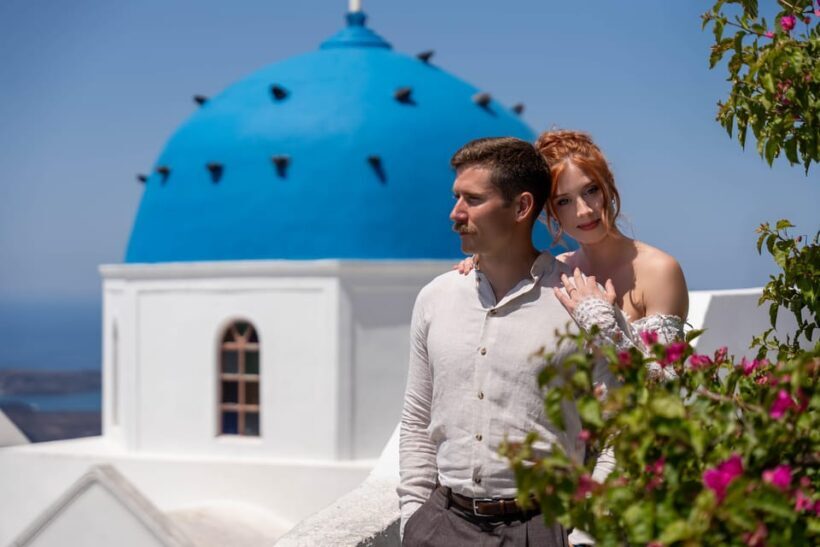 Santorini: Photo Session with a Professional Photographer - FAQ