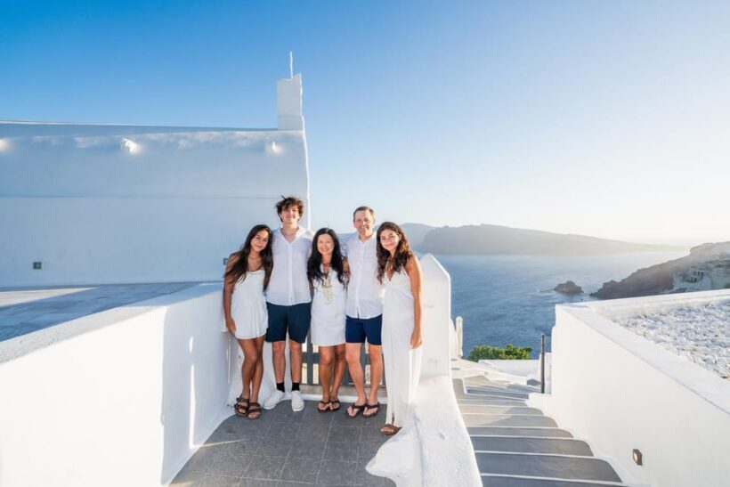 Santorini Photoshoot with Blue Domes & Caldera View - Practical Tips for Your Photoshoot