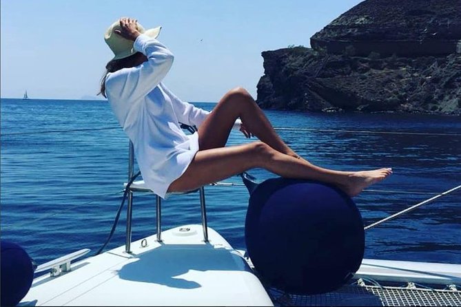 Santorini Platinum Catamaran Cruise with Meal, BBQ and Open Bar - FAQ