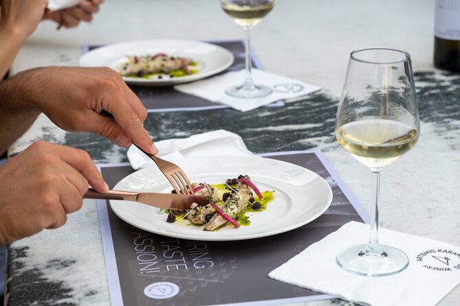 Santorini Private 10 Wine Tastings With Dinner & Oia Sunset - Navigating the Tour: Tips and Recommendations