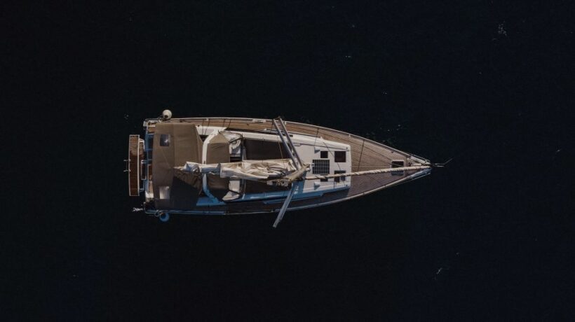 Santorini: Private Caldera Sailing Trip with Open Bar & Meal - Exploring the Itinerary: What You Can Expect