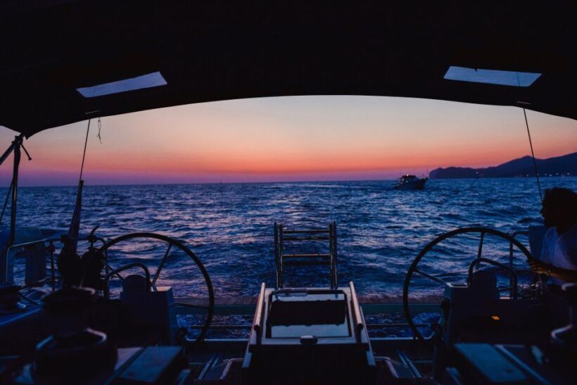 Santorini: Private Caldera Sailing Trip with Open Bar & Meal - Final Thoughts