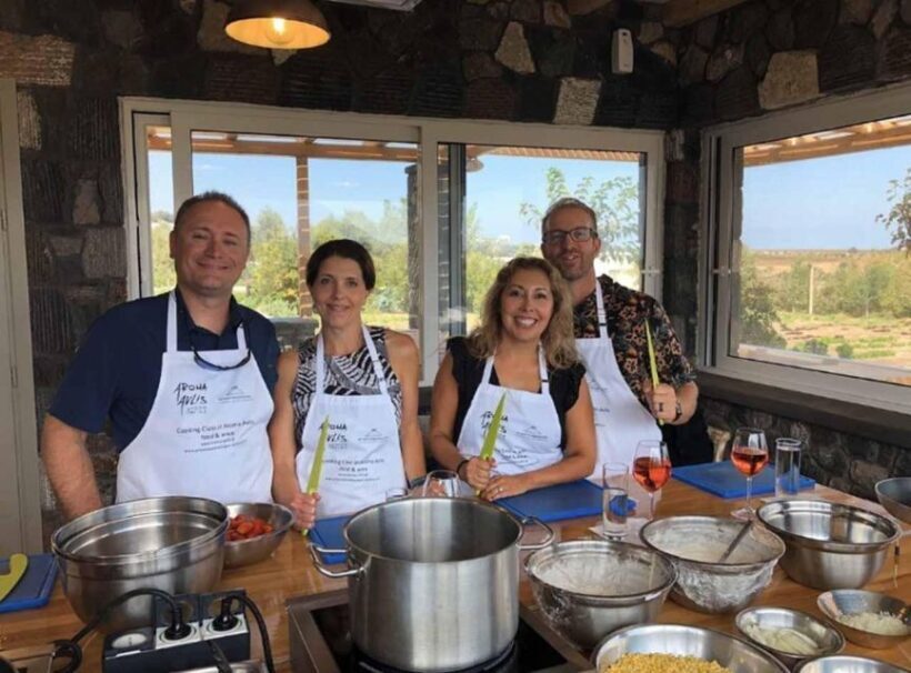 Santorini: Private Cooking Class and Wine Tasting Tour - A Closer Look at the Itinerary