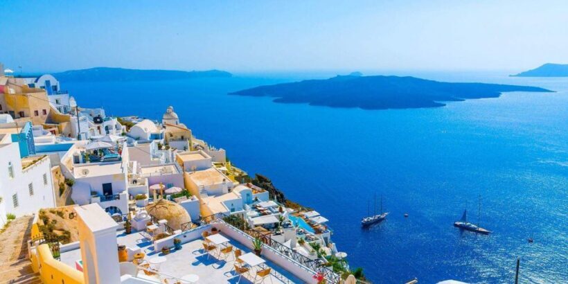 Santorini: Private Exclusive Tour with a Local Guide - Key Points