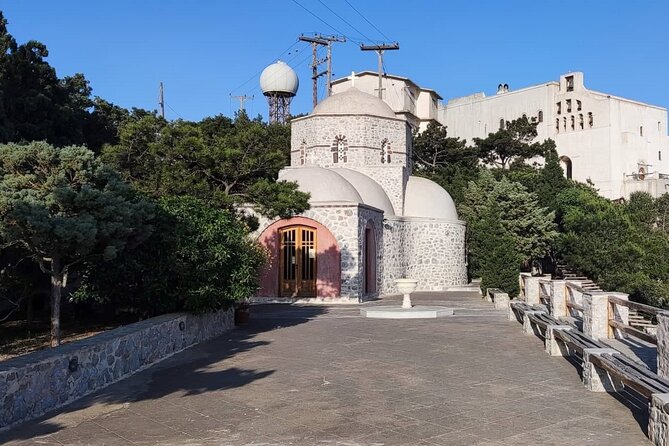 Santorini Private Family Friendly Tour - Exploring the Highest Point of Santorini