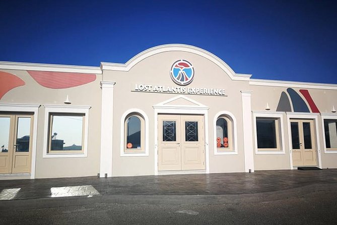 Santorini Private Family Friendly Tour - Enjoying the Tomato Museum and Beachfront Lunch