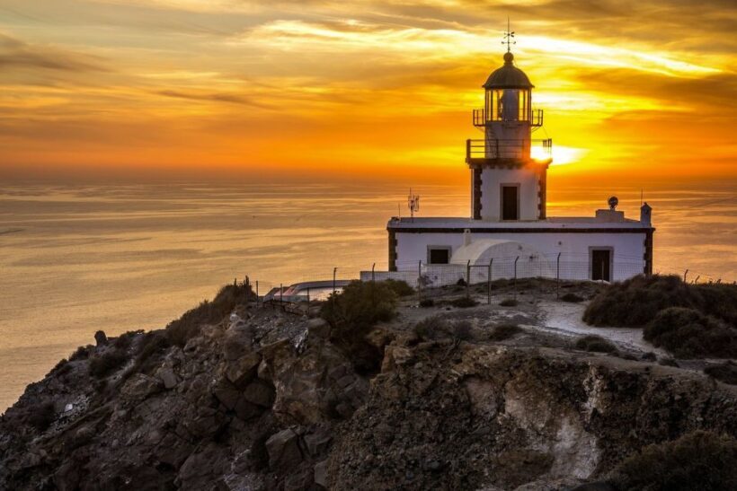 Santorini: Private Guided Tour with Sunset View - Key Points