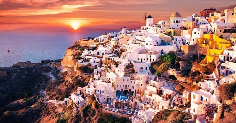 Santorini: Private Guided Tour with Sunset View - The Scenic Highlights and Cultural Touches